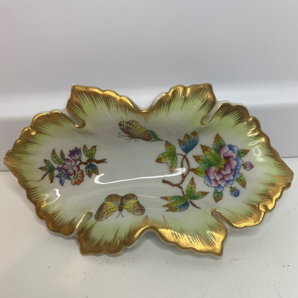 Herend | Storage & Organization | Herend Queen Victoria Vbo China 534 ...